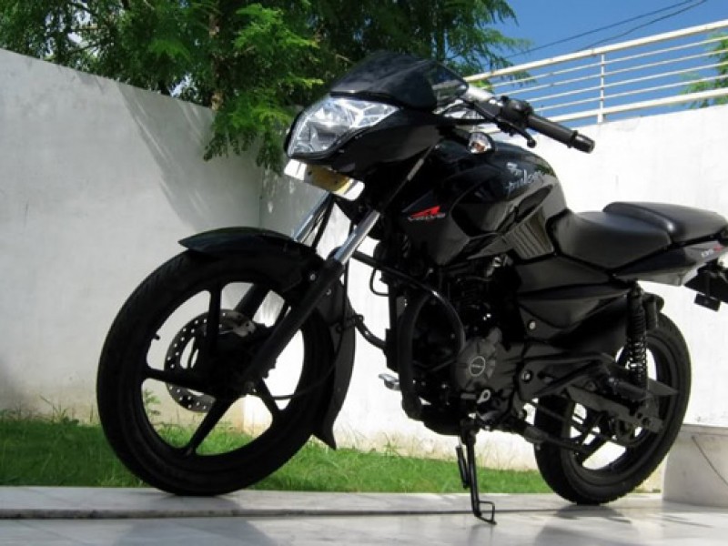 pulsar 135 ls